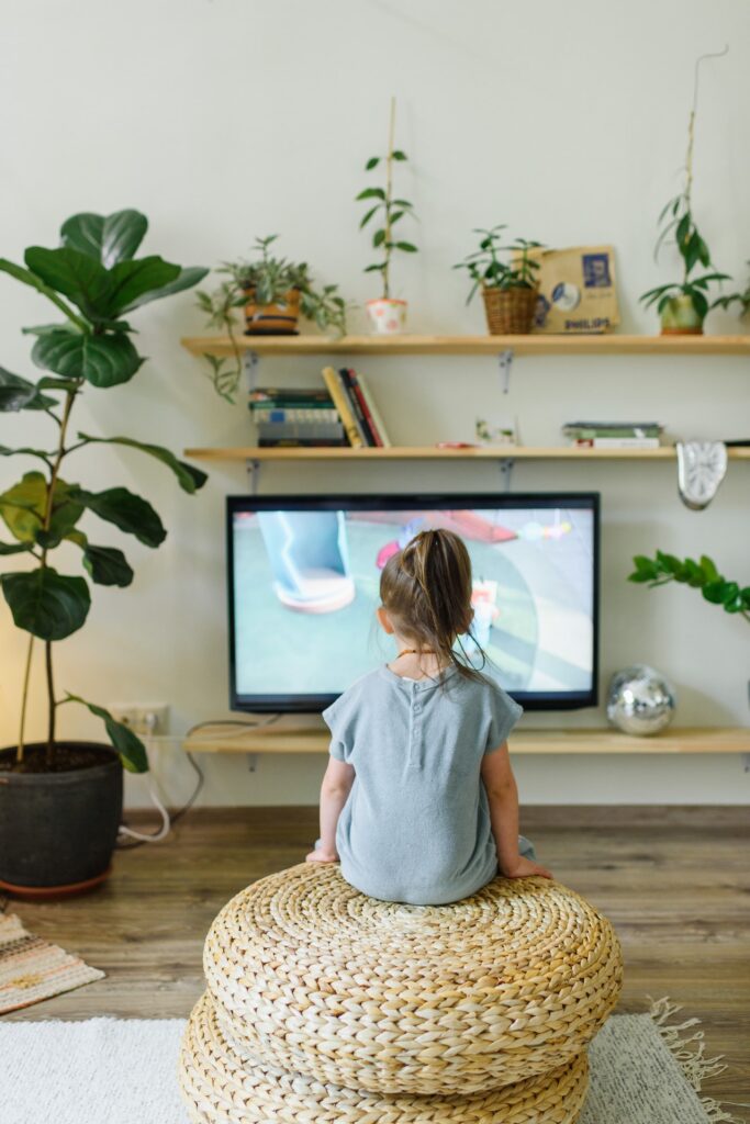 Managing Screen Time for Kids - Mother's Affair